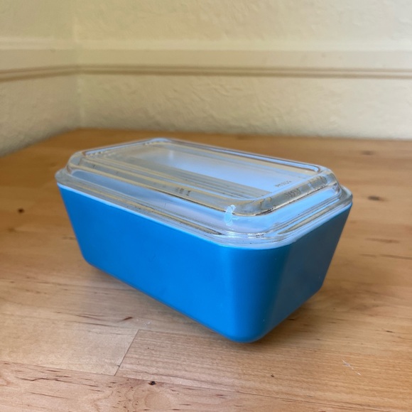 Pyrex | Kitchen | Pyrex Medium Refrigerator Jar In Blue W Lid | Poshmark
